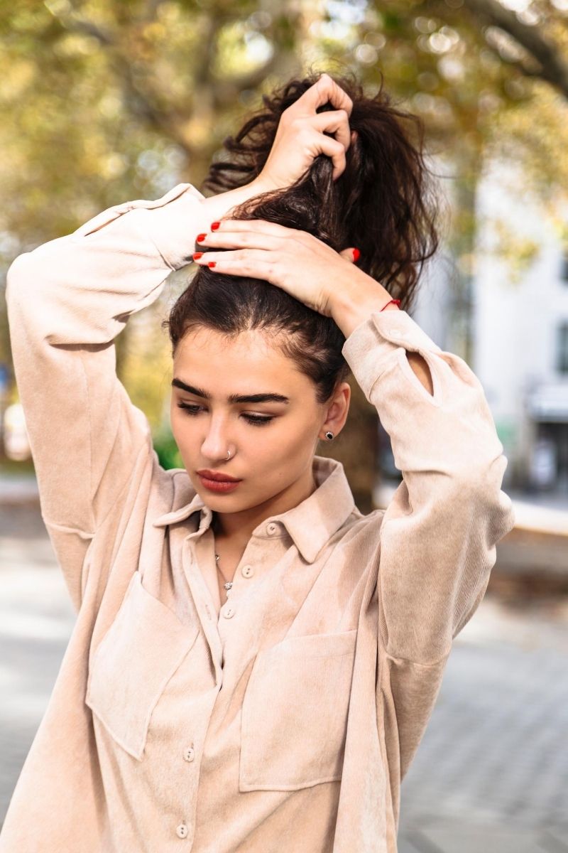 21 Quick Beauty Tricks to Make You Prettier in Moments - Of Good Report